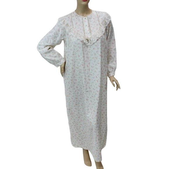 Sears | Intimates & Sleepwear | Apostrophe Sears Long Satin Flannel ...